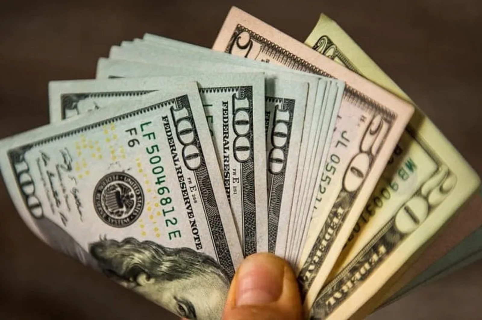 Sentencia: Salario y Beneficios en Divisas – Nayma Consultores